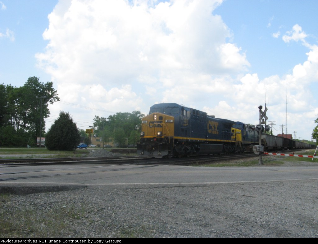 CSX loaded coal